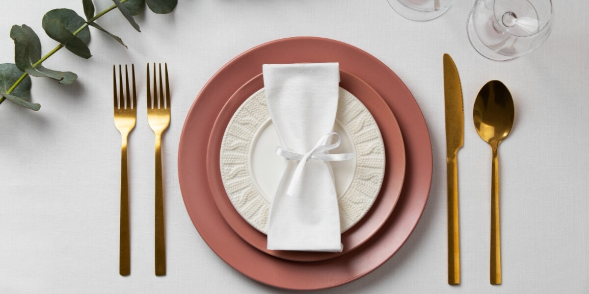Mesa Posta Simples e Elegante: Dicas de Como Fazer